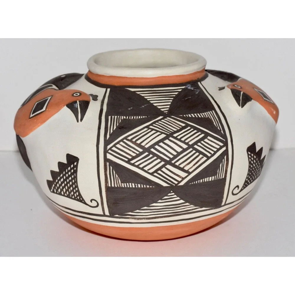 Acoma | Accents | Acoma Pottery Native American Hand Painted Vessel Pot ...